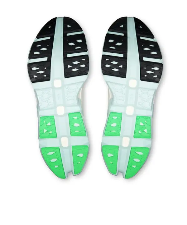 On Cloudmonster 3 Hyper Running Shoes