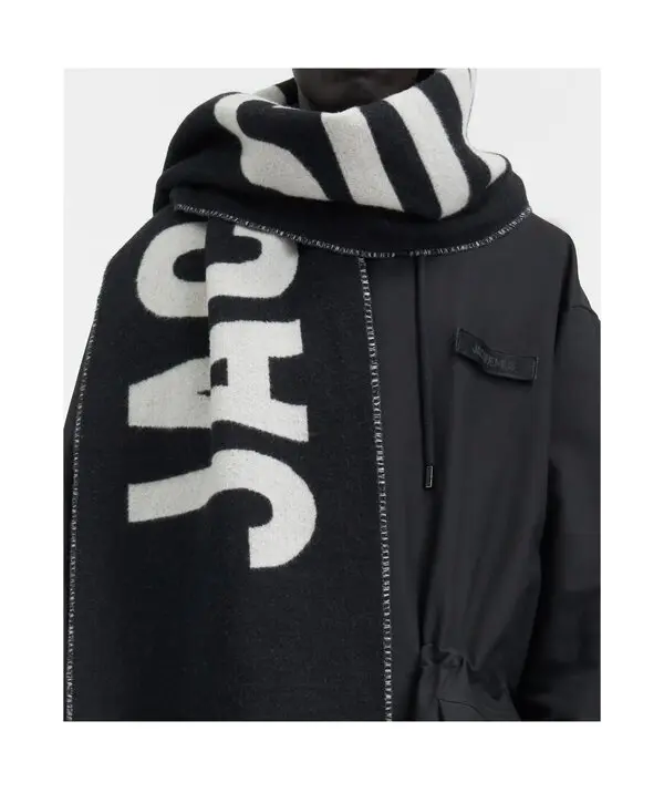 Jacquemus Logo Jacquard Fringed Edge Scarf