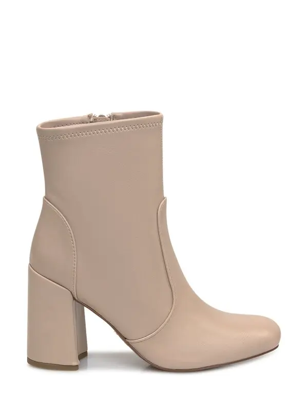 Steve Madden Chic Elevated Ankle Boots With Heel - Natural
