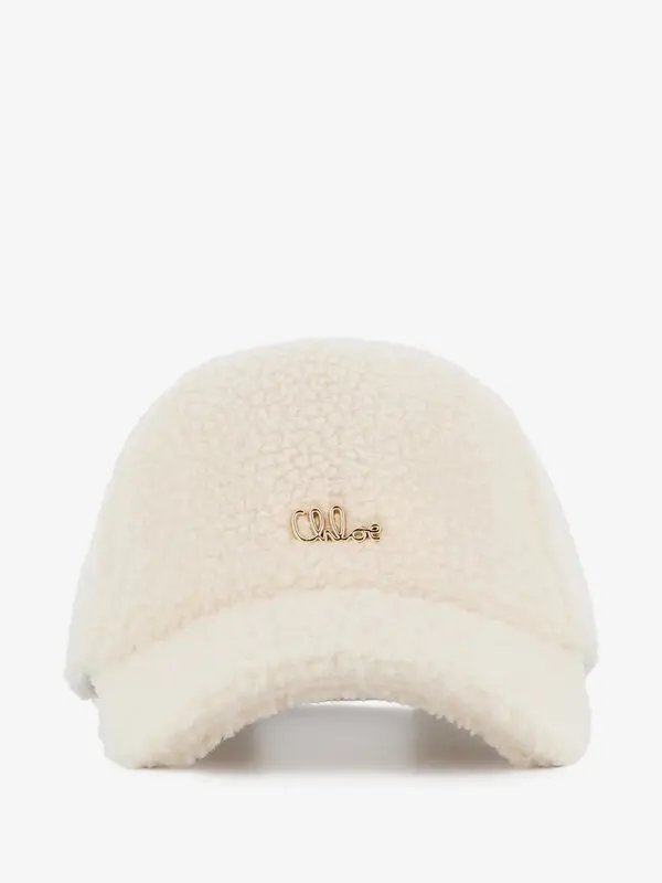 Chloé Faux Fur Hat With Front Logo And Adjustable Back Strap - Bianco