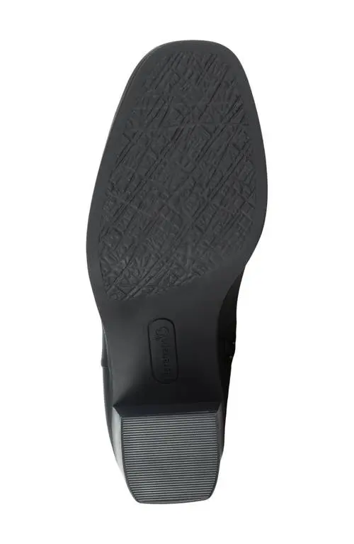 BARETRAPS Gwendy Block Heel Bootie - Black