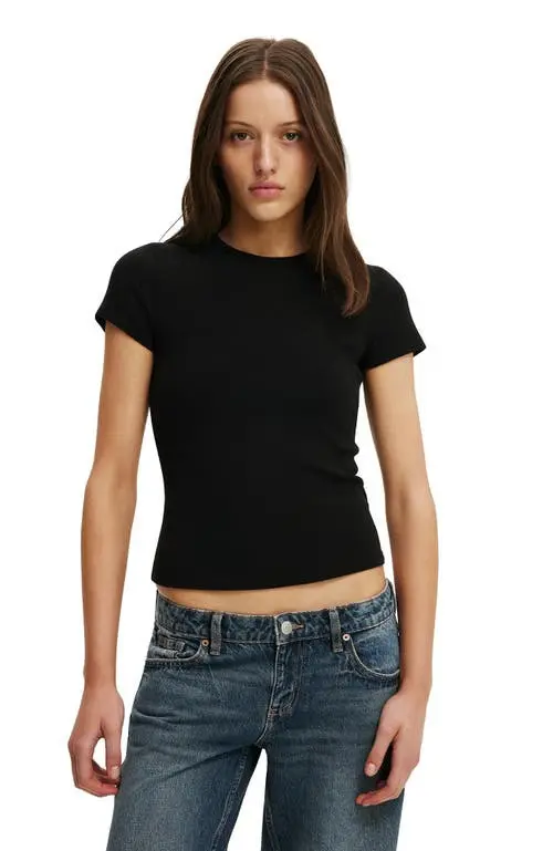 COTTON ON Blake Crew Short Sleeve - Black