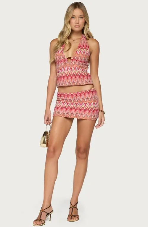 EDIKTED Saha Zigzag Crochet Halter Top