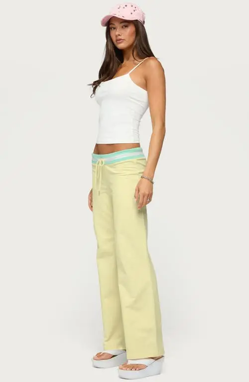 EDIKTED Clioh Contrast Waist Straight Leg Sweatpants