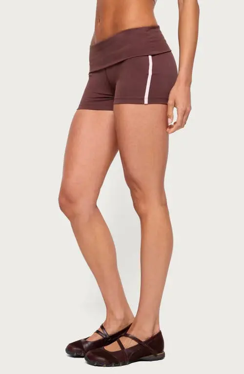 EDIKTED Ambar Contrast Stripe Foldover Shorts