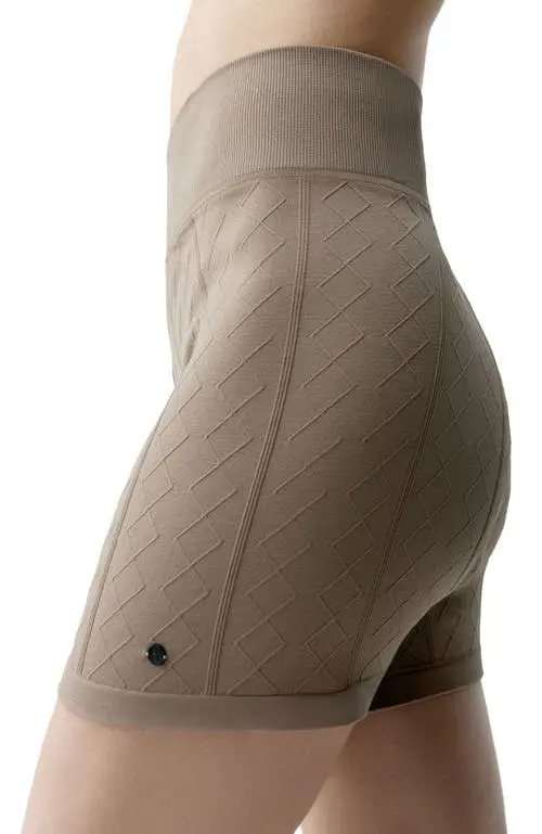 BORN LIVING YOGA Ares Sports Short