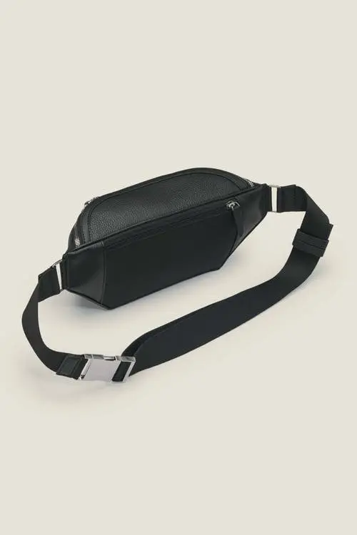 WOOL & OAK Alto Structured Leather Sling Bag