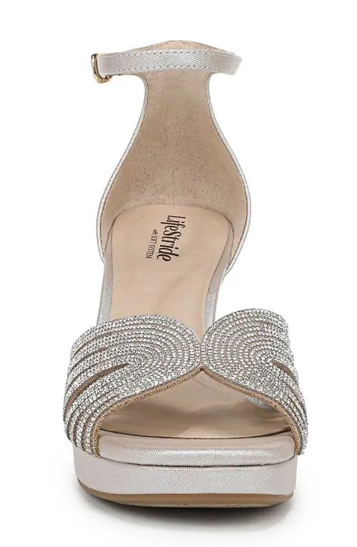 LIFESTRIDE Glamorous Platform Sandal - Champagne