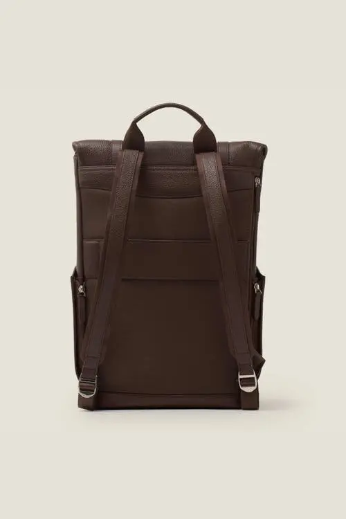 WOOL & OAK Wings Lightweight Minimalist Leather Travel Backpack - Chocolate