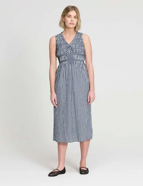 FINERY LONDON Petite Hadlee Gingham Shirred Midi Dress