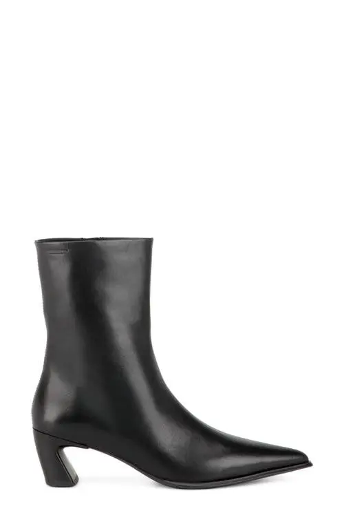 VAGABOND SHOEMAKERS Ilona Leather Bootie - Black