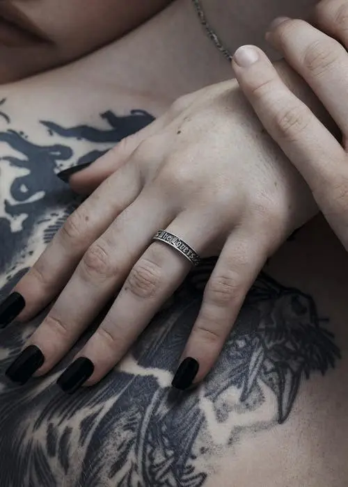 DISTURBIA Amorata Thin Sterling Ring