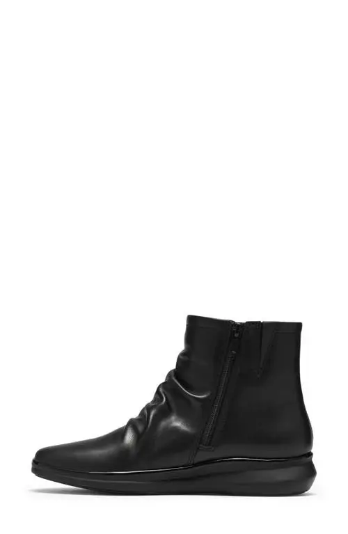 Clarks Lynell Park Waterproof Leather Bootie