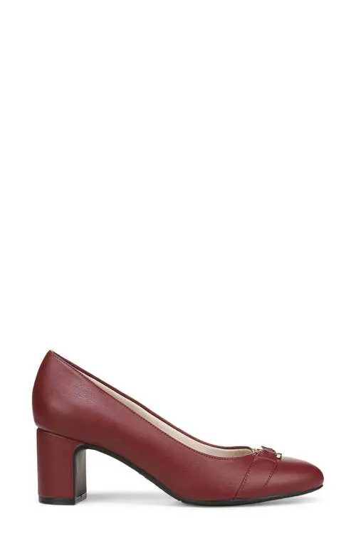 LIFESTRIDE Tavi Pump - Dark Cherry