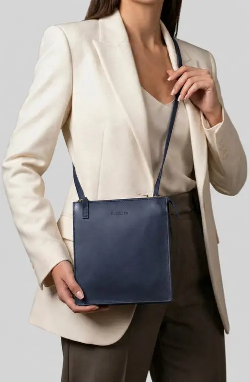Écotorie Polly Leather Crossbody Bag - Midnight