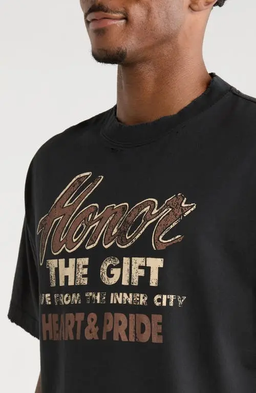 HONOR THE GIFT Heart & Pride Cotton Graphic T-shirt