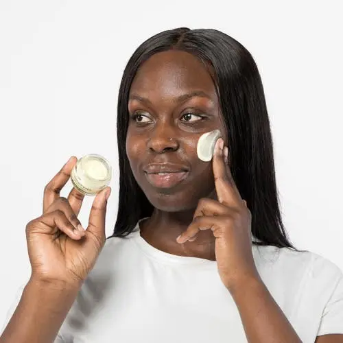 LOVE AND LIGHT BOTANICALS Bright Eyes Under Eye Cream