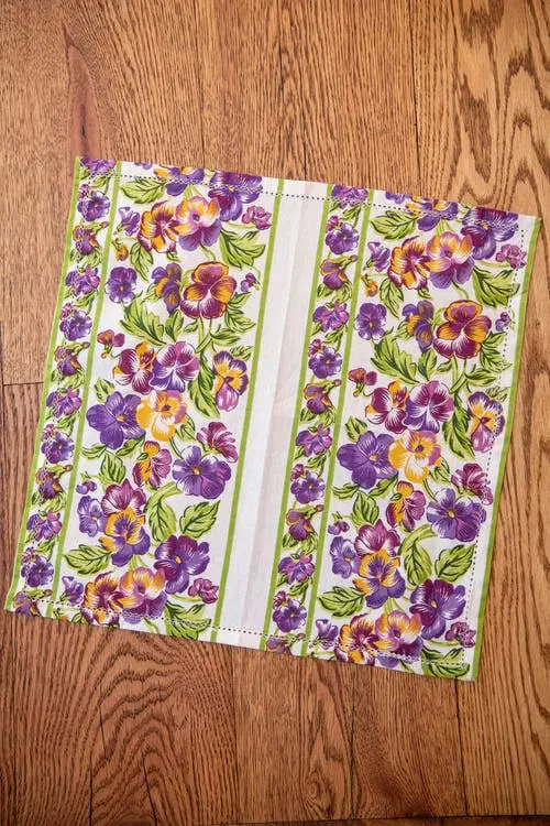MODERN PRAIRIE Pansies Luncheon Napkins