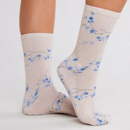 SOULS. Blue Blossom Grip Socks