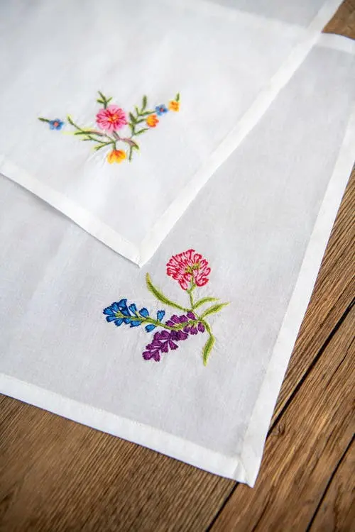 MODERN PRAIRIE Spring Blooms Luncheon Napkin