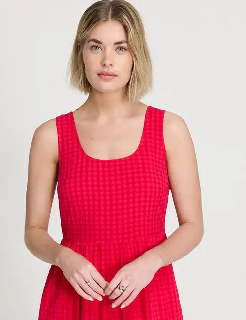 FINERY LONDON Petite Cara Gingham Seersucker Dress - Pink