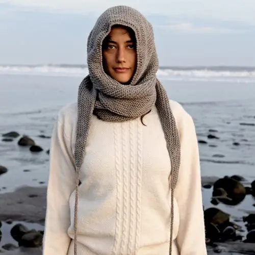 NIRVANNA DESIGNS Sculpted Wool Hood