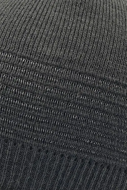 KANUT SPORTS Ribbed Knit Beanie With Reflective Stripes - Charcoal