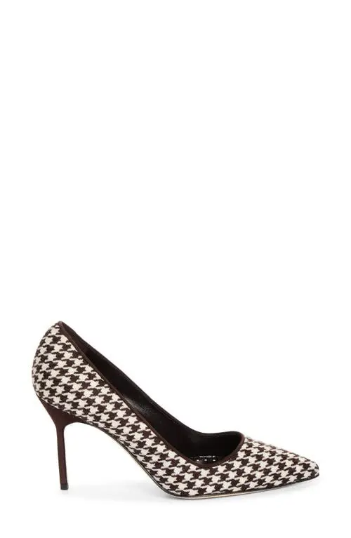Manolo Blahnik Bb Pointed Toe Pump