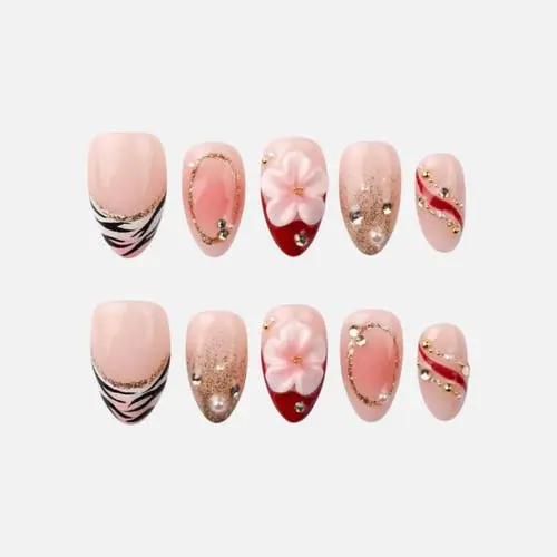 THE ONLY NAILS Crimson Charmnail Set