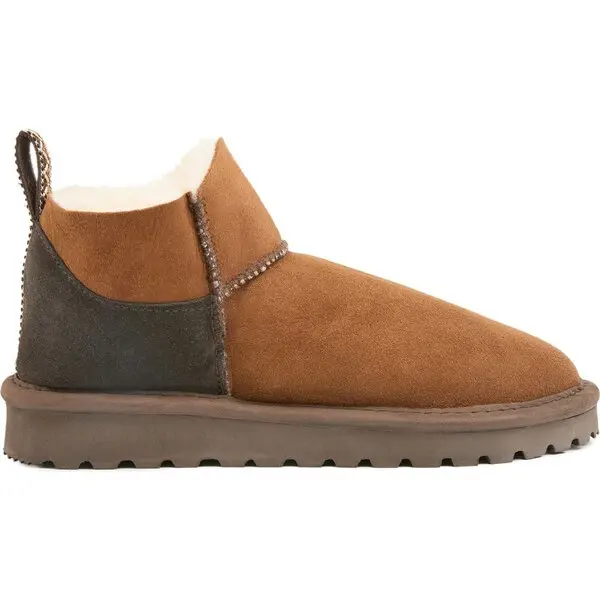 CELTIC & CO. British Braid Trim Super Shortie Boot - Toffee