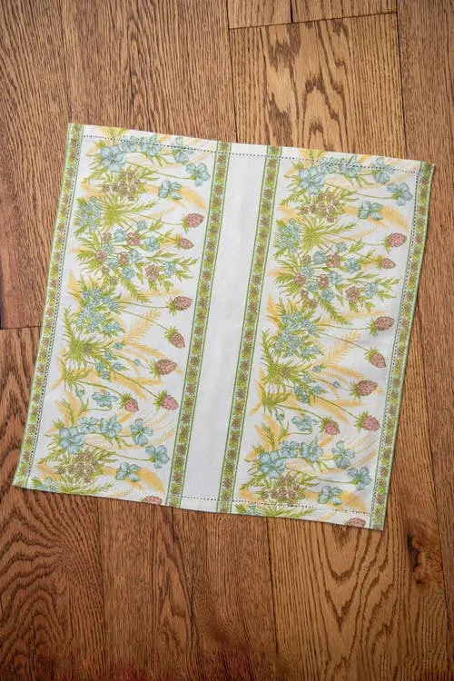 MODERN PRAIRIE Clover Luncheon Napkins