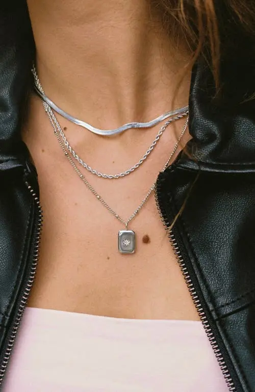 ATOLEA Starlight Necklace With Zirconia Stone - Silver