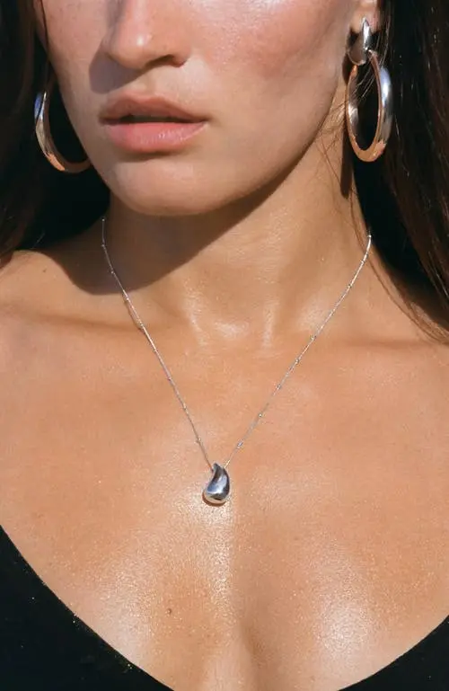 ATOLEA Drop Necklace - Silver