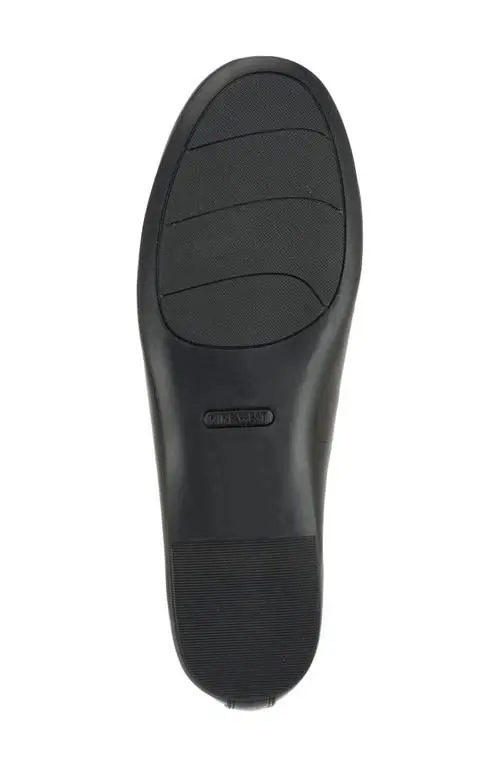 Nine West Smooch Flat