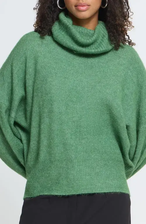 ICHI Knit Turtleneck Sweater
