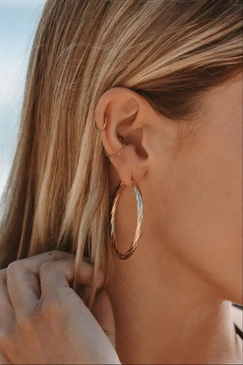 ATOLEA Bold Twisted Hoops