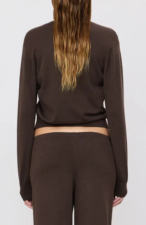 Eterne Lennox V-neck Sweater