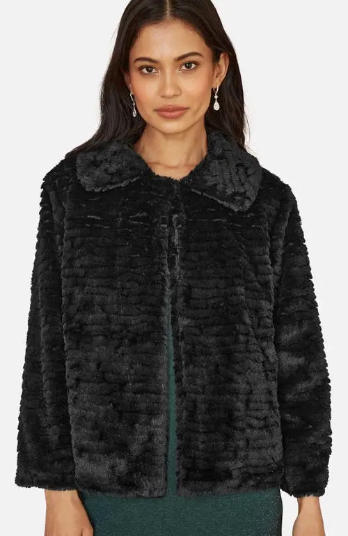 YUMI Faux Fur Short Jacket