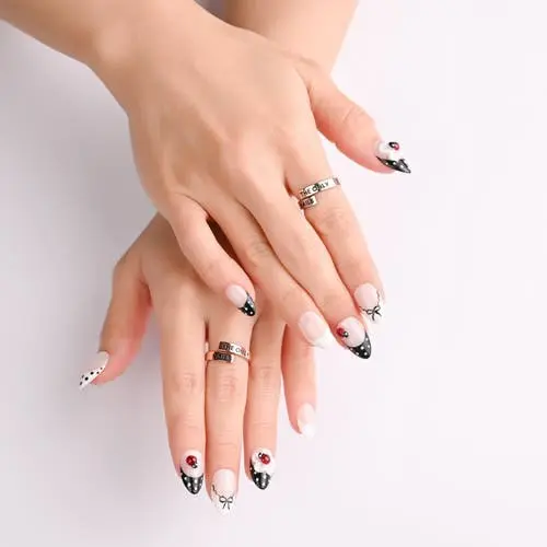 THE ONLY NAILS Ladybug Couturenail Set