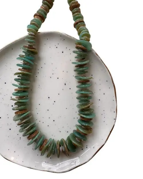 ERIN MCDERMOTT JEWELRY Coast Of Spain Necklace - Green