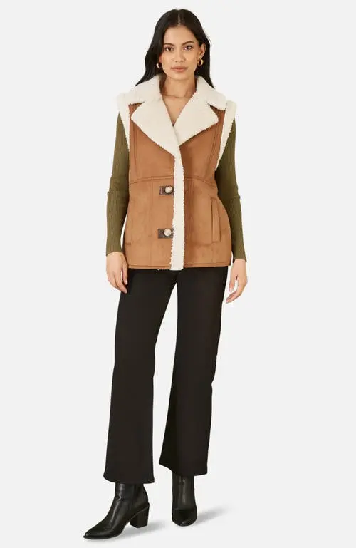 YUMI Button Up Gilet