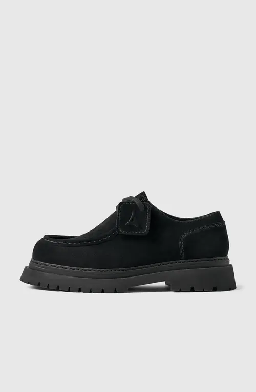 Manière De Voir The Atelier Suede Lace-up Shoe