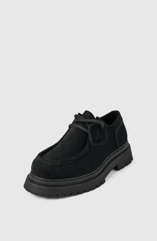 Manière De Voir The Atelier Suede Lace-up Shoe