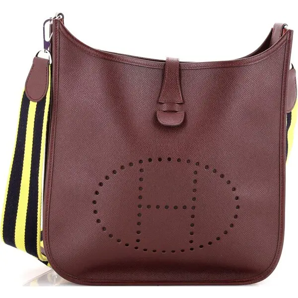 Hermès Evelyne Bag Gen Iii Epsom Pm - Red