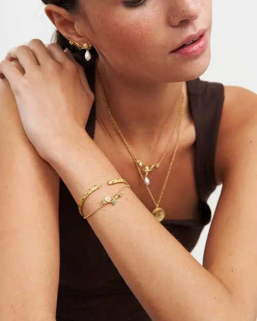 FABLE ENGLAND Ivy & Pearl T-bar Bracelet