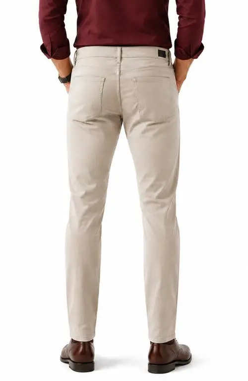 MACEOO Marthyr Slim Fit Performance Pants
