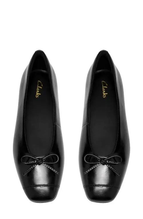 Clarks Befana Bow Leather Flat - Black Leather