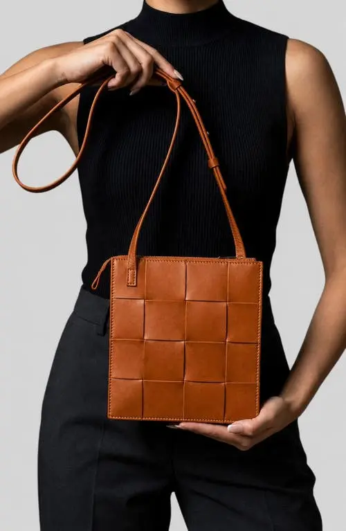 Écotorie Polly Woven Leather Crossbody Bag