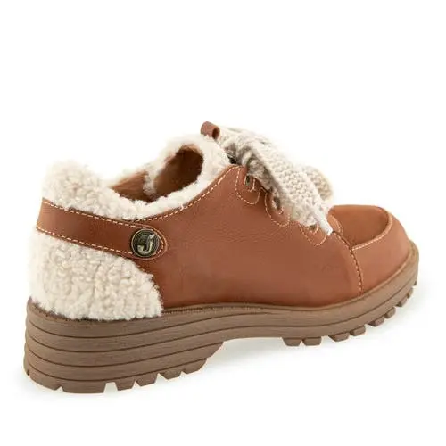 Jambu Ivory Closed Casual