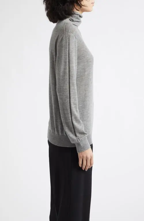 Johnstons Of Elgin Beatrice Superfine Cashmere Turtleneck Sweater